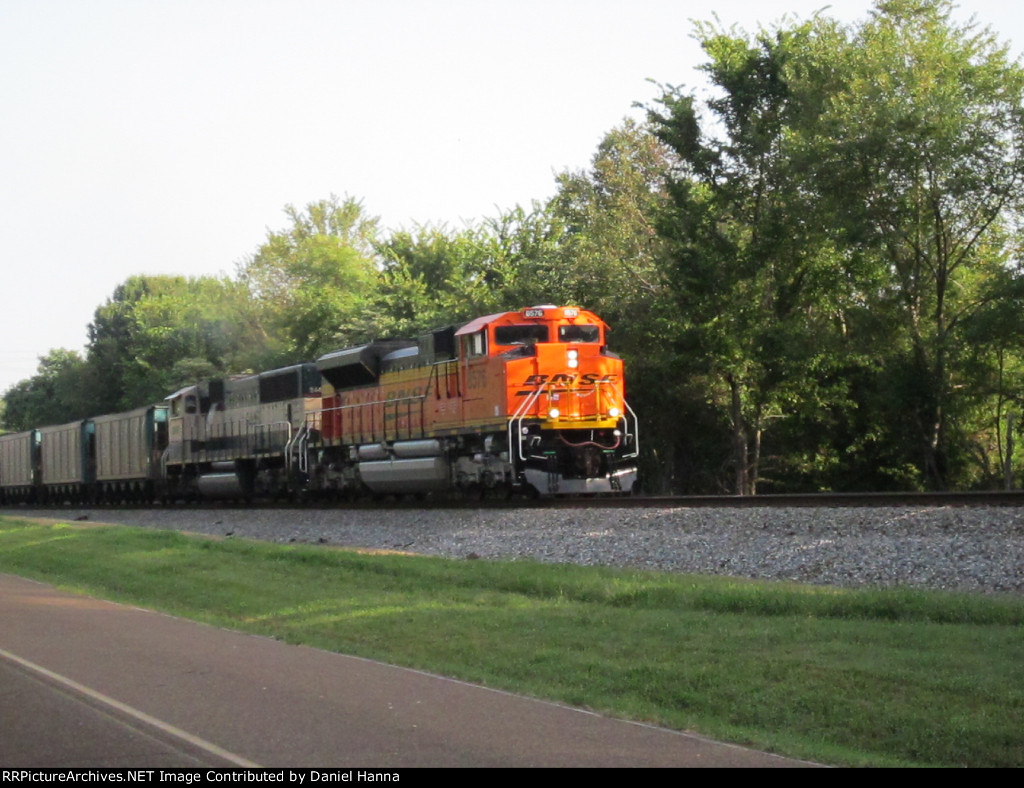 BNSF 8576 leads Scherer coal train
